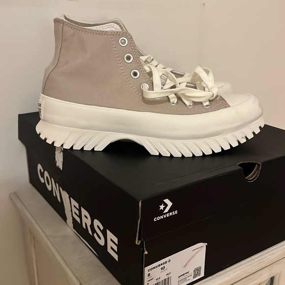 Converse | Shoes | Nib Converse Lugged Sole Hi Top | Poshmark
